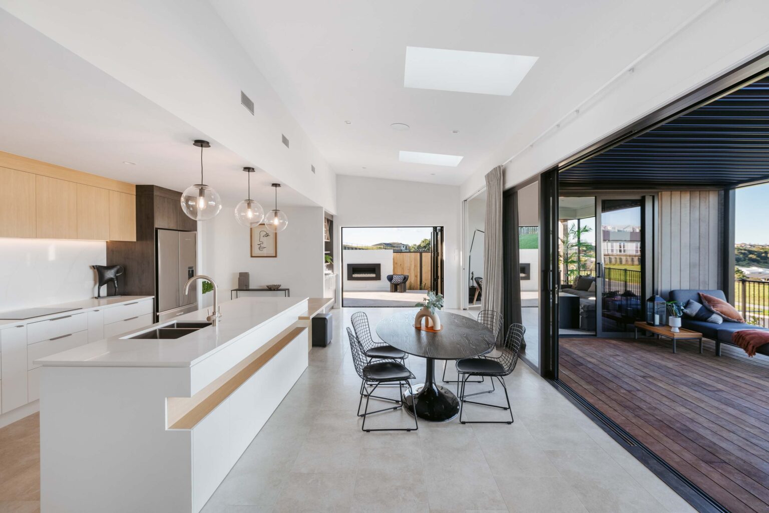 Stellar Bianco Matt 900x900mm Tile | Tilemax